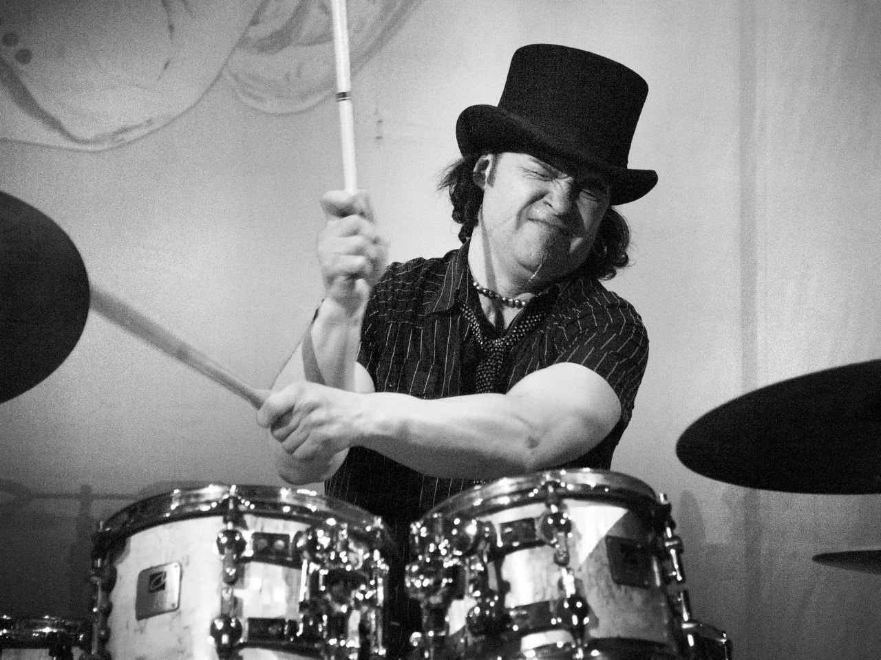 Noisy River - Ресторан с живой музыкой и видом на Фонтанку